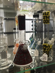 Choosing a Bong: How to Choose, Use, and Clean a Bong | World Of Weed